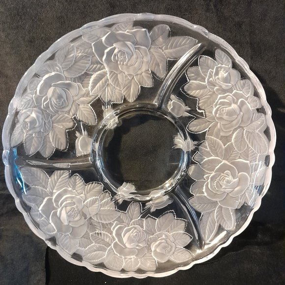 Mikasa | Dining | Mikasa Studio Nova Winter Rose Glass 4 Round Divided ...